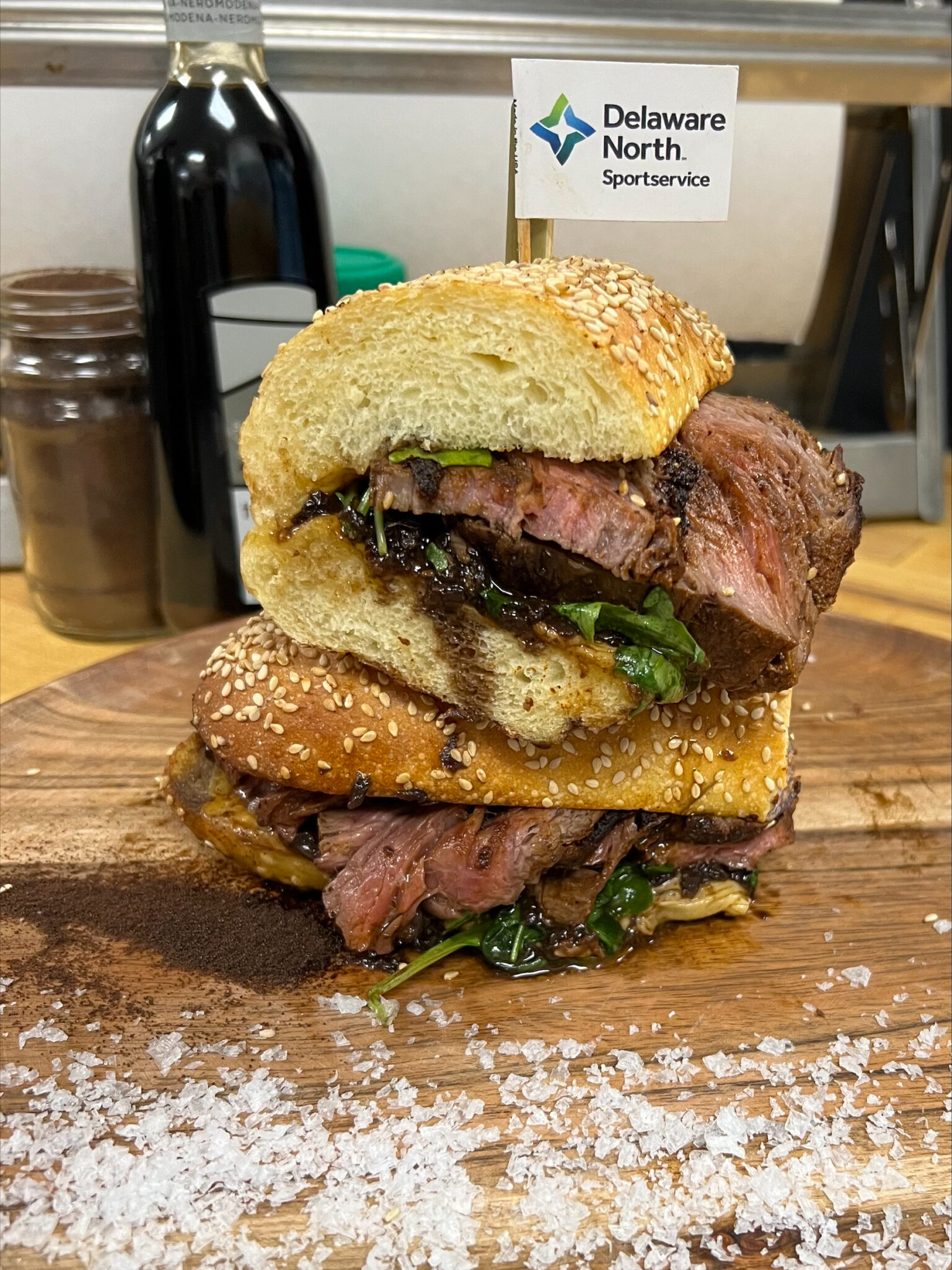 MetLife Stadium and Delaware North unveil new food, beverage and retail ...