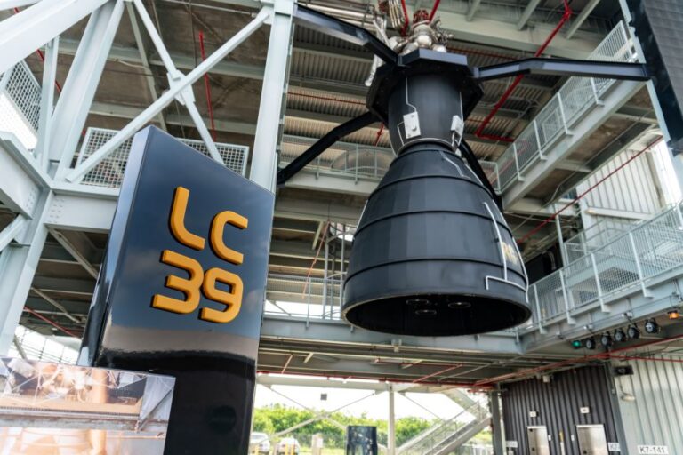 Kennedy Space Center Visitor Complex unveils The Gantry at LC-39 ...